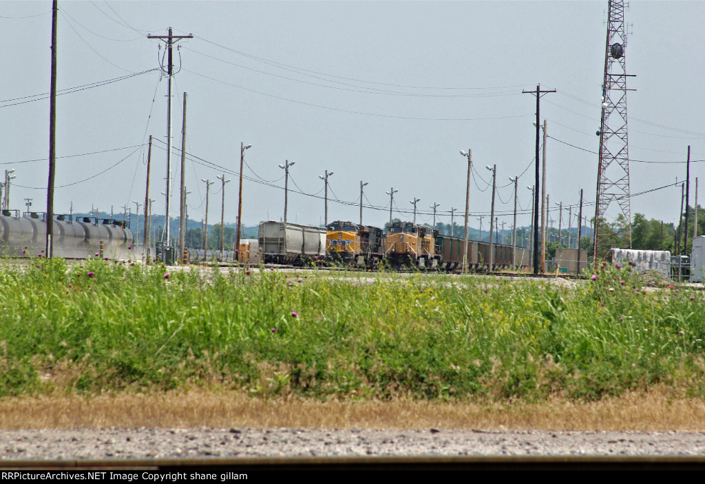 UP 7263 And others Waite for a crew.